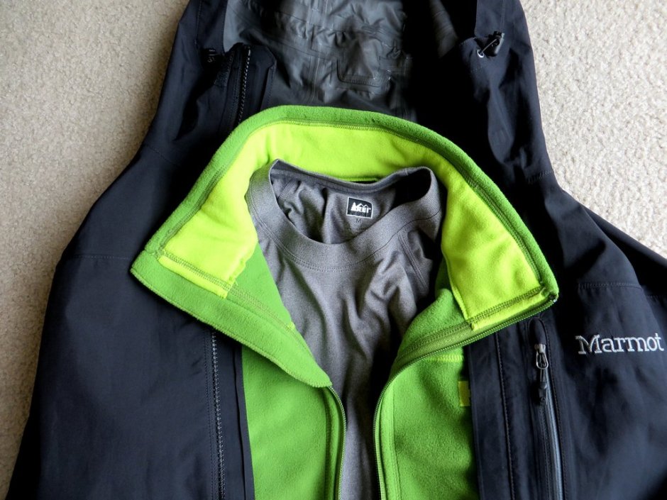 Dressing for Winter Hiking. Layering explained. – TreeLineBackpacker